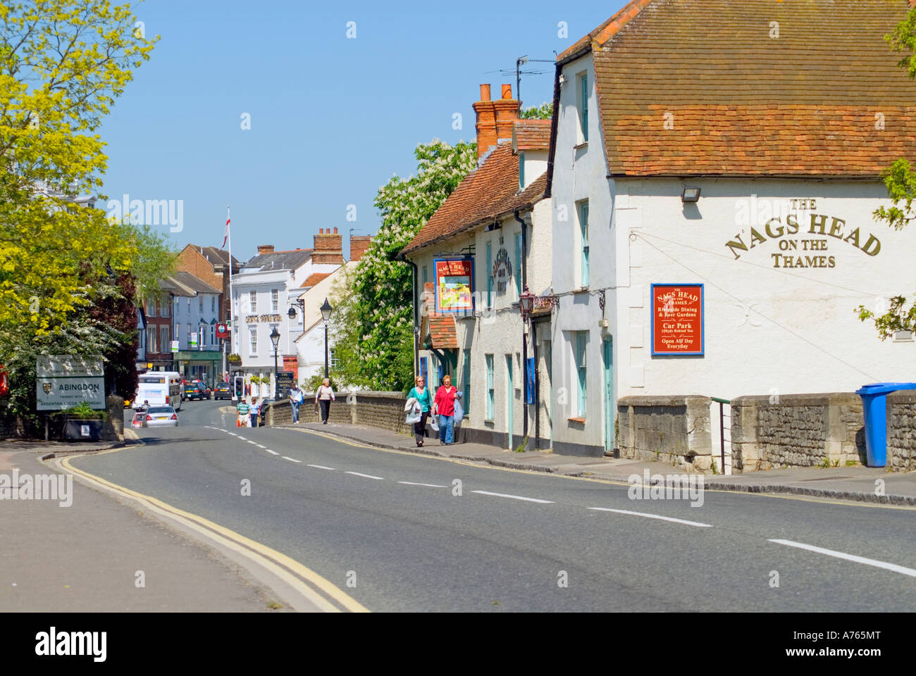 Abingdon, Oxfordshire, England. Looking towards the town centre from ...