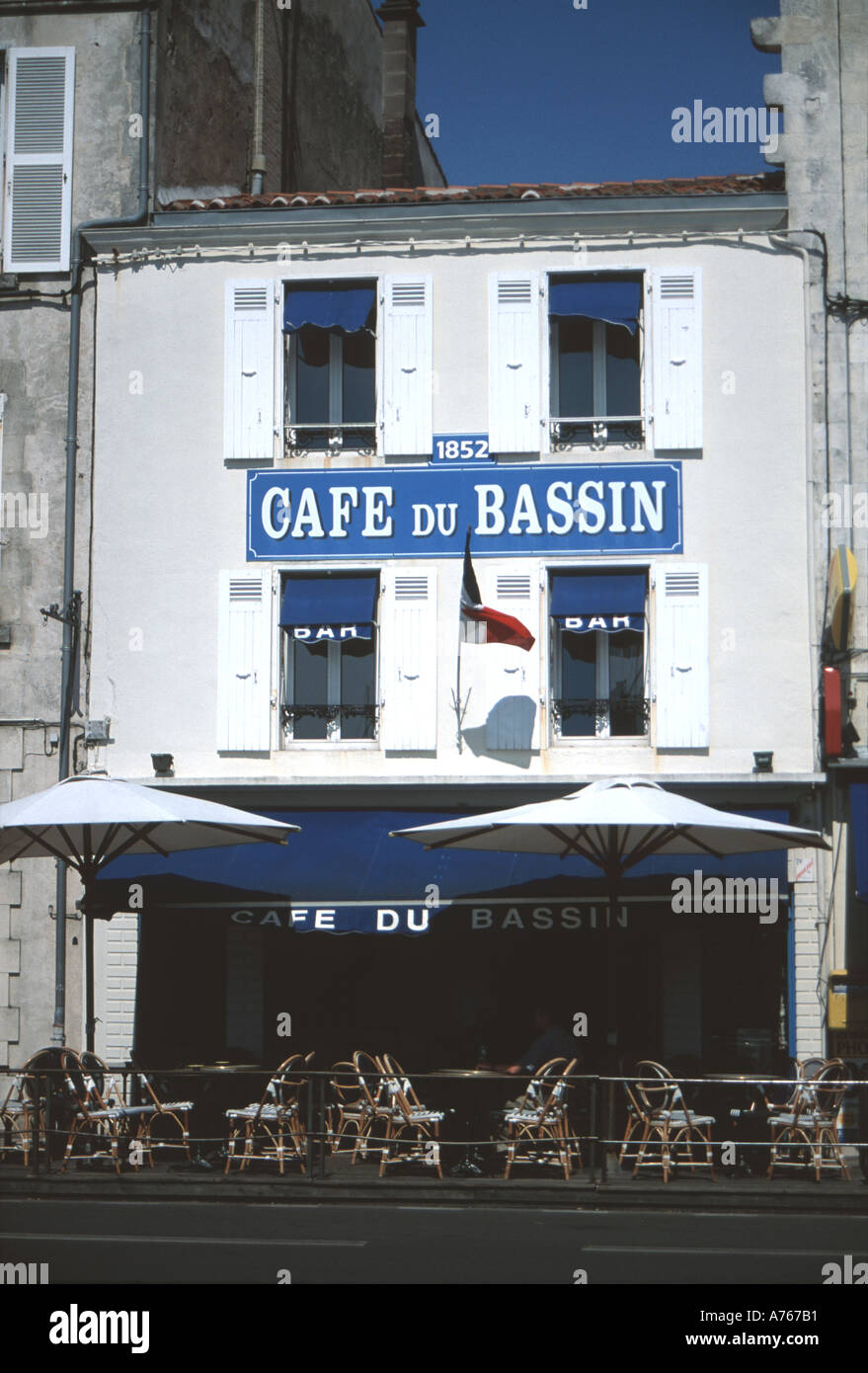 Café du Bassin at La Rochelle Stock Photo - Alamy