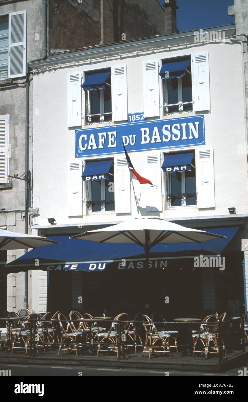 Café du Bassin at La Rochelle Stock Photo - Alamy