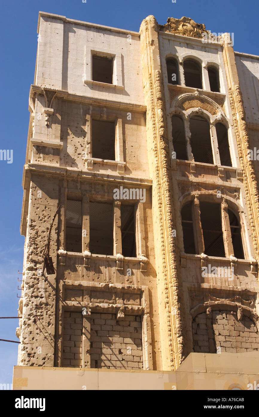 Building damaged in war hi-res stock photography and images - Alamy