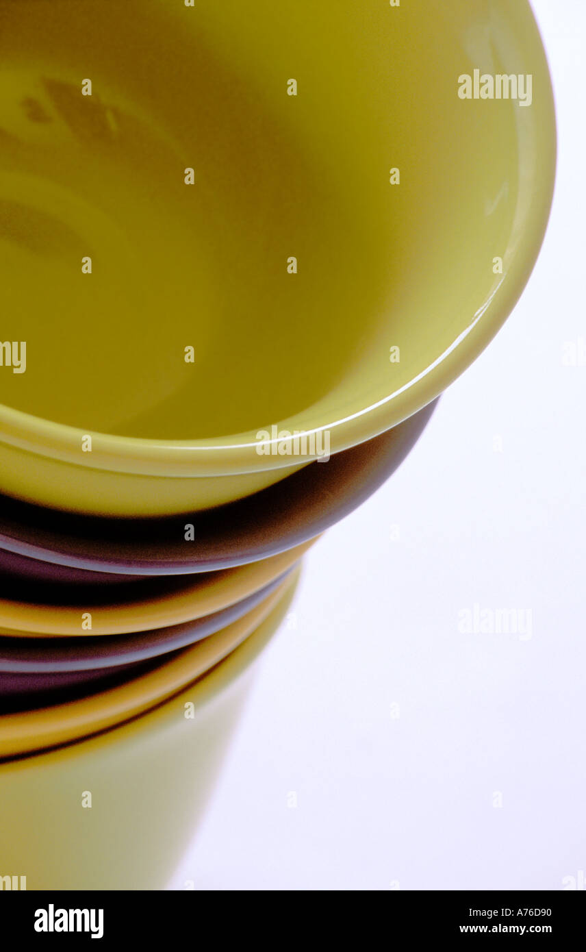 Empty bowl graphic hi-res stock photography and images - Alamy