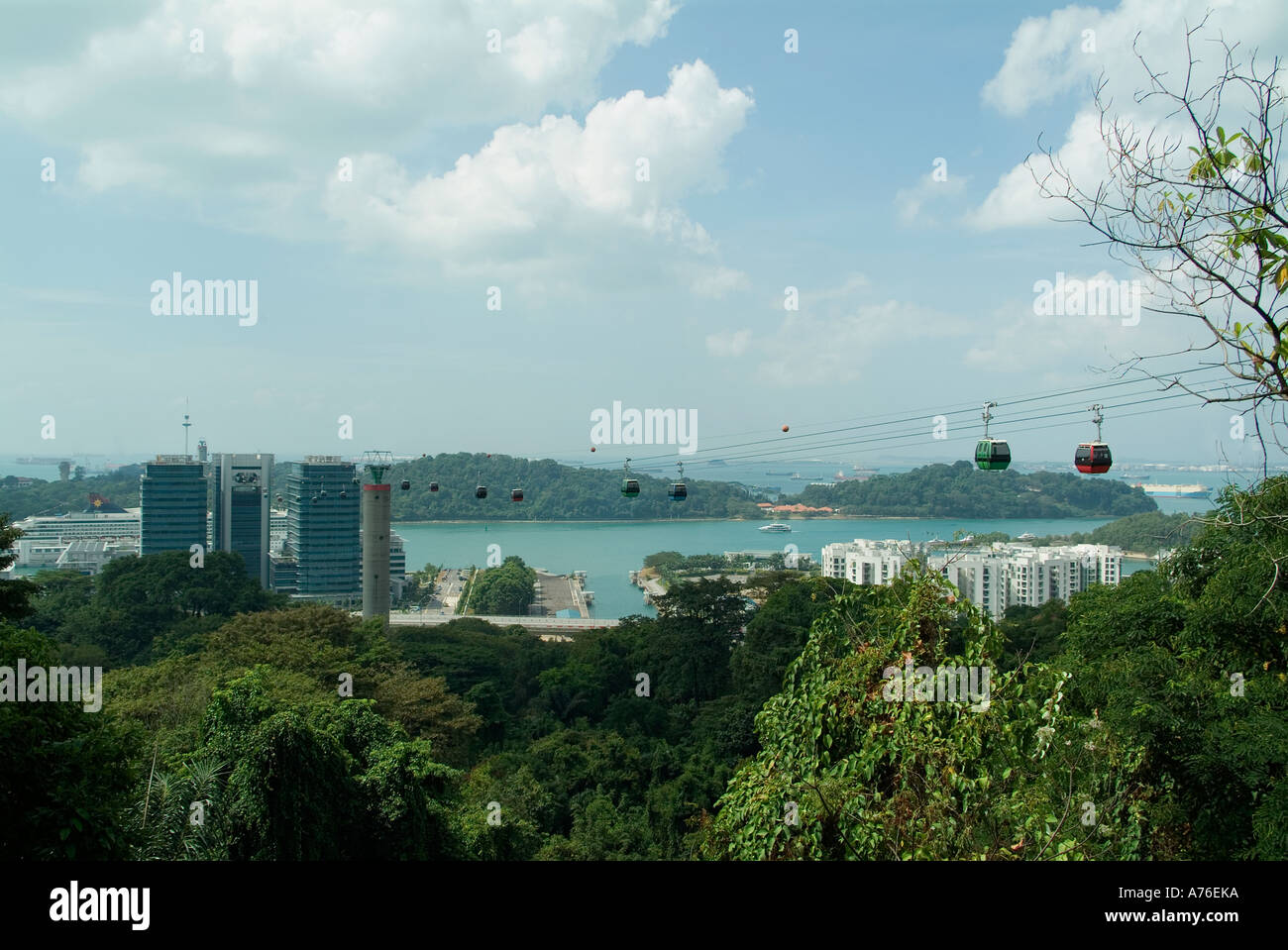Cable Car to Sentosa Island Stock Photo - Alamy