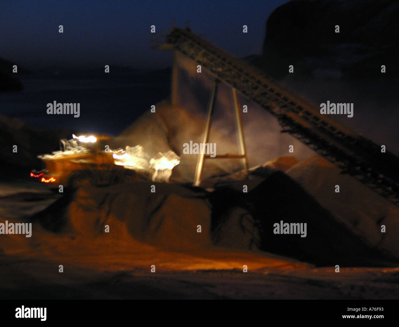 Front end loader hi-res stock photography and images - Alamy