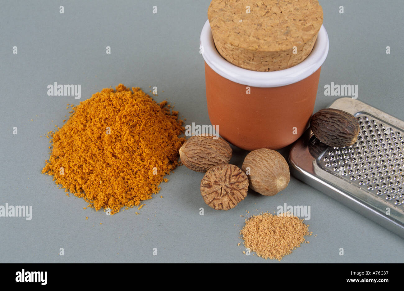 Muskatnuss hi-res stock photography and images - Alamy