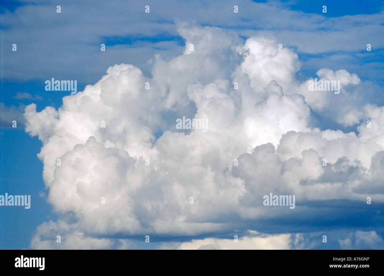 Cumulus clouds forming hi-res stock photography and images - Alamy
