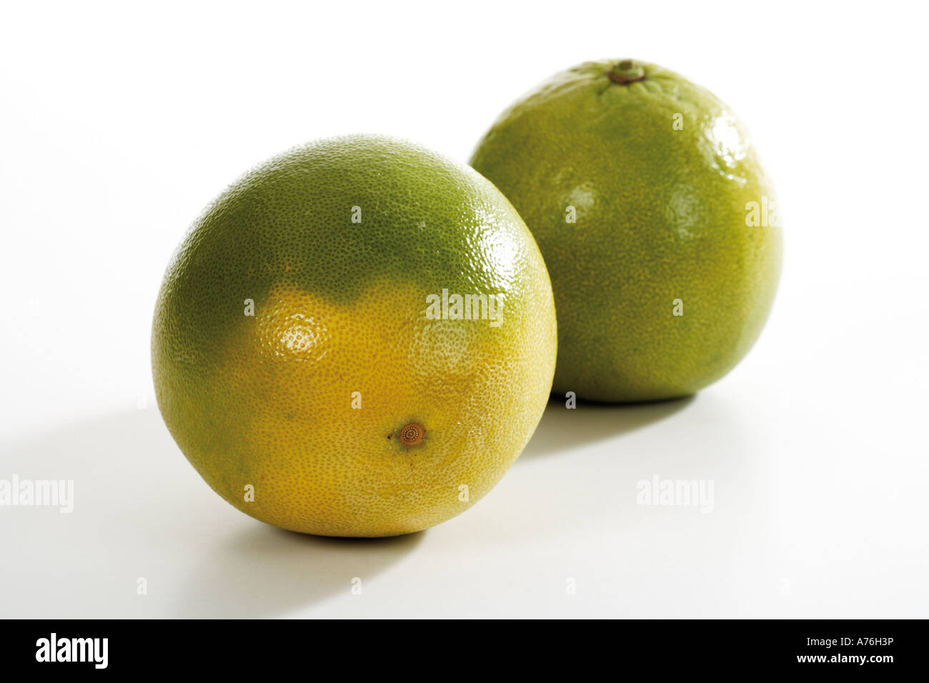 Green pomelo fruit hi-res stock photography and images - Alamy