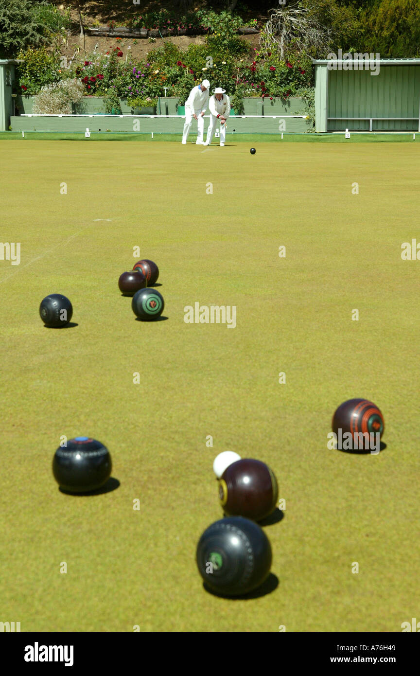 LAWN BOWLS MACANDREW BAY BOWLING CLUB NEW ZEALAND 18 FEB 2004 Stock ...