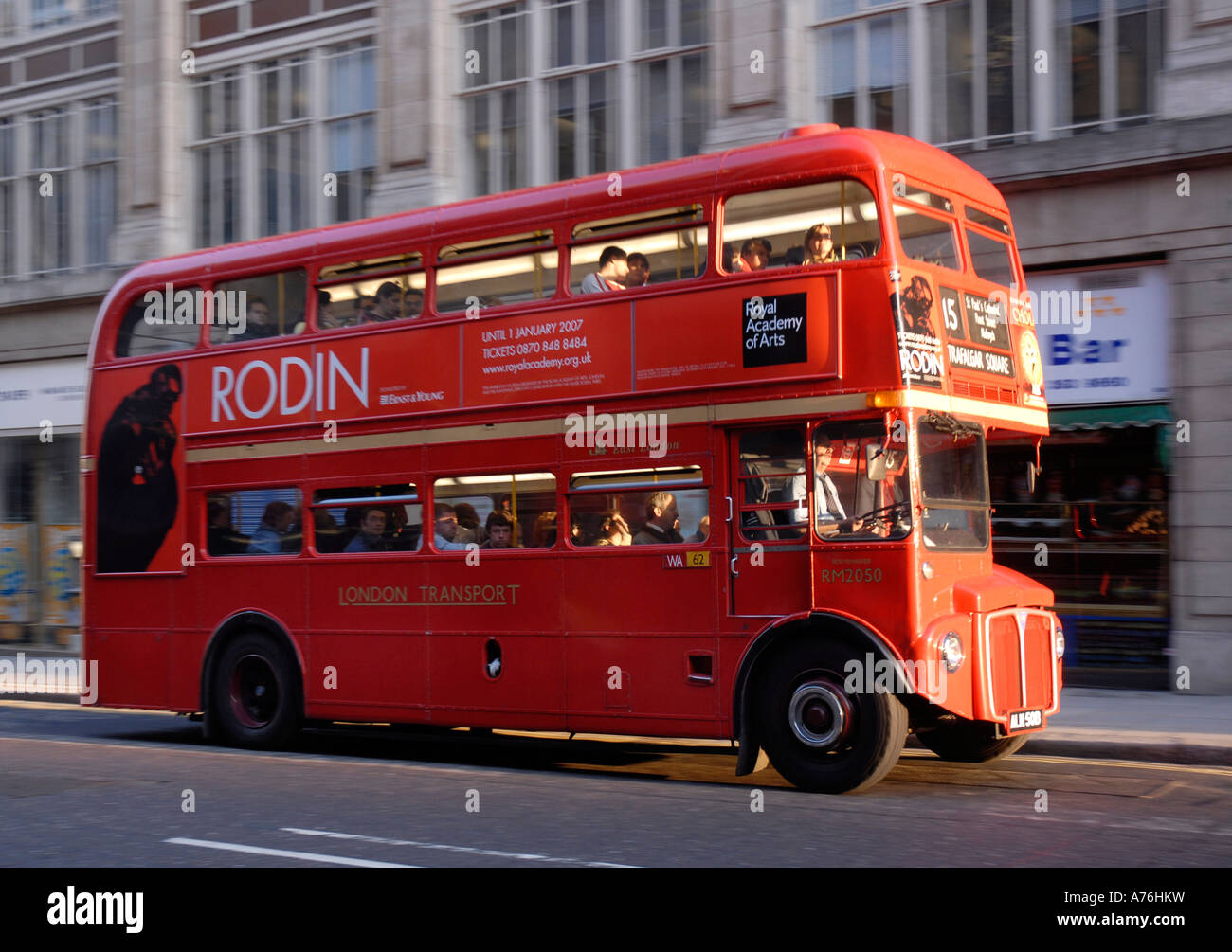 Number 9 Routemaster bus in Fleet Street London Stock Photo - Alamy