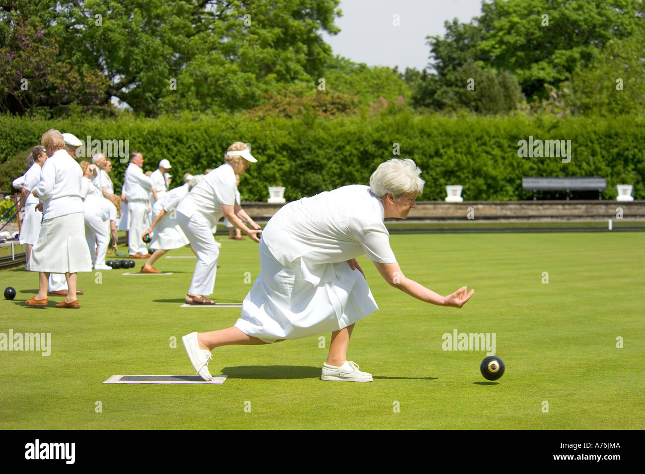 Crown green bowls hi-res stock photography and images - Alamy