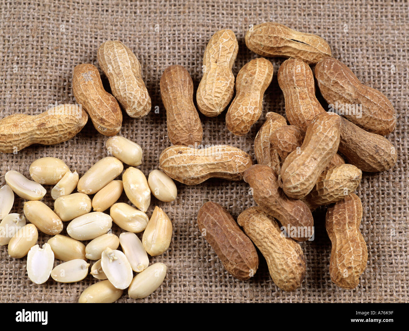 Nuesse hi-res stock photography and images - Alamy