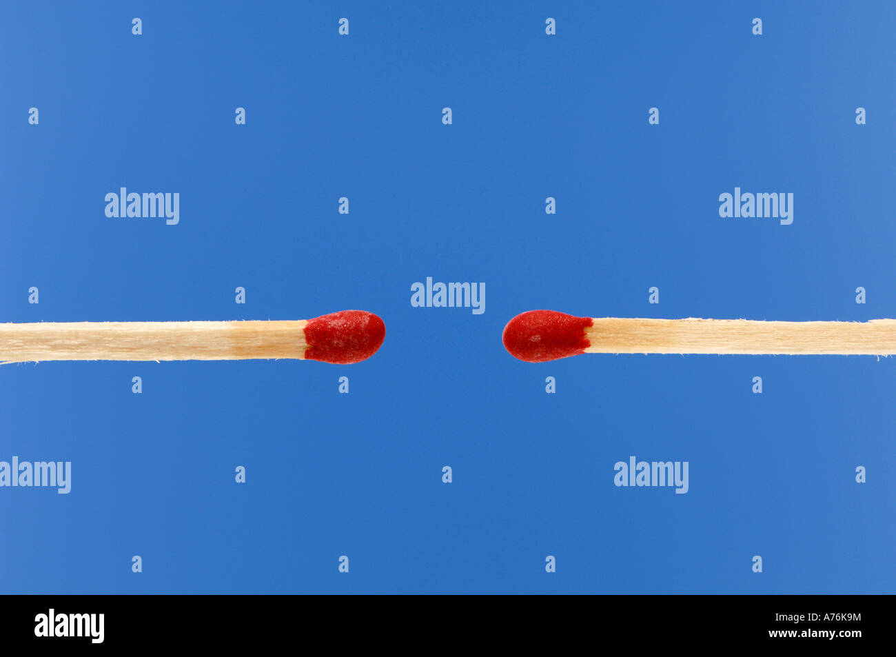 Two wooden matches hi-res stock photography and images - Alamy