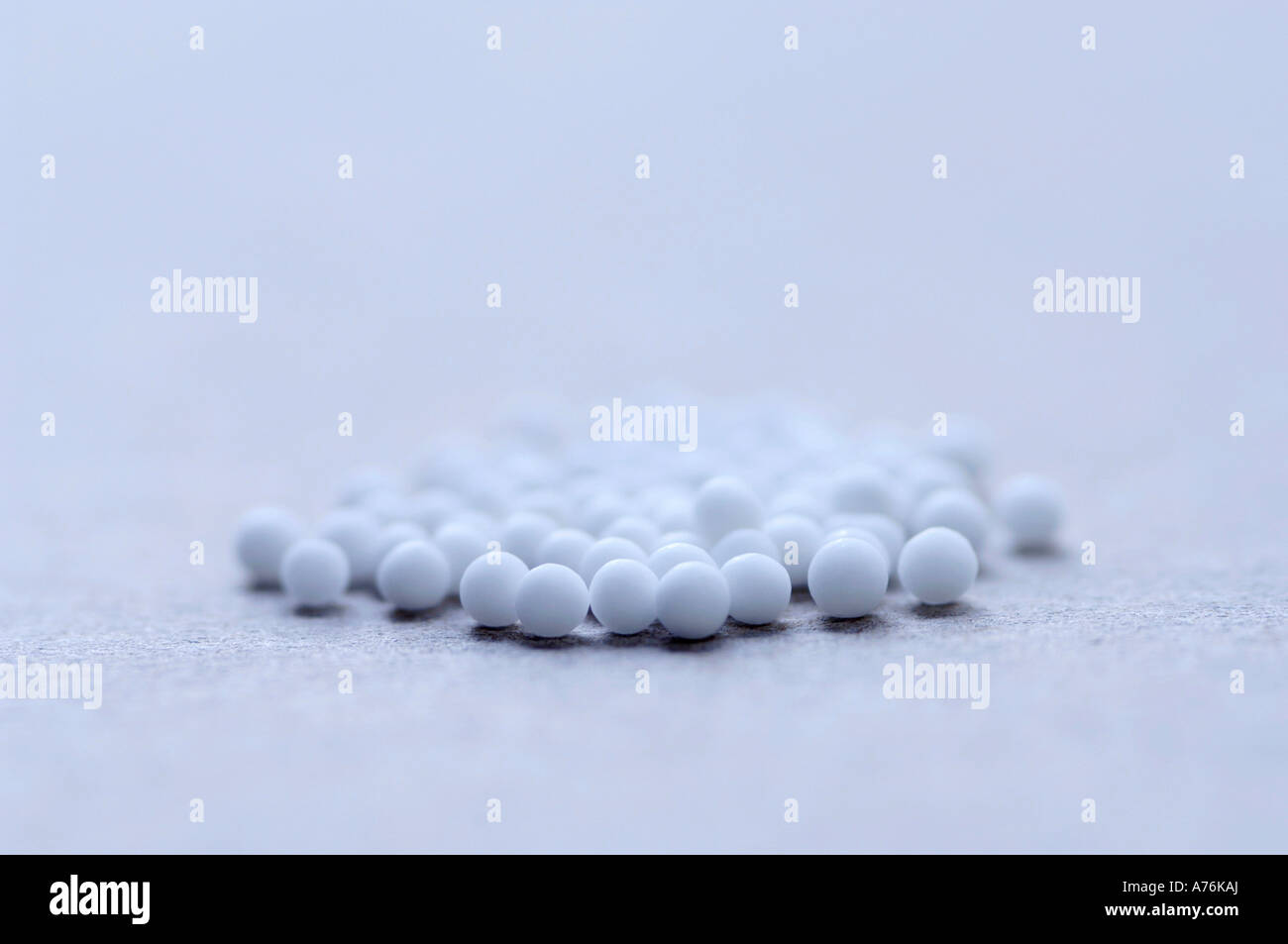 Smaller circular shapes hi-res stock photography and images - Alamy