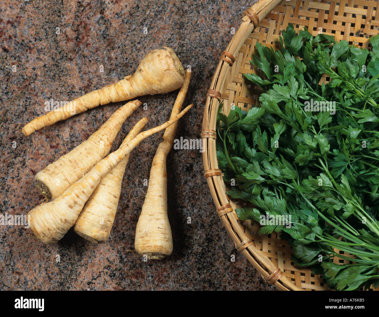 Petersilienwurzel hi-res stock photography and images - Alamy