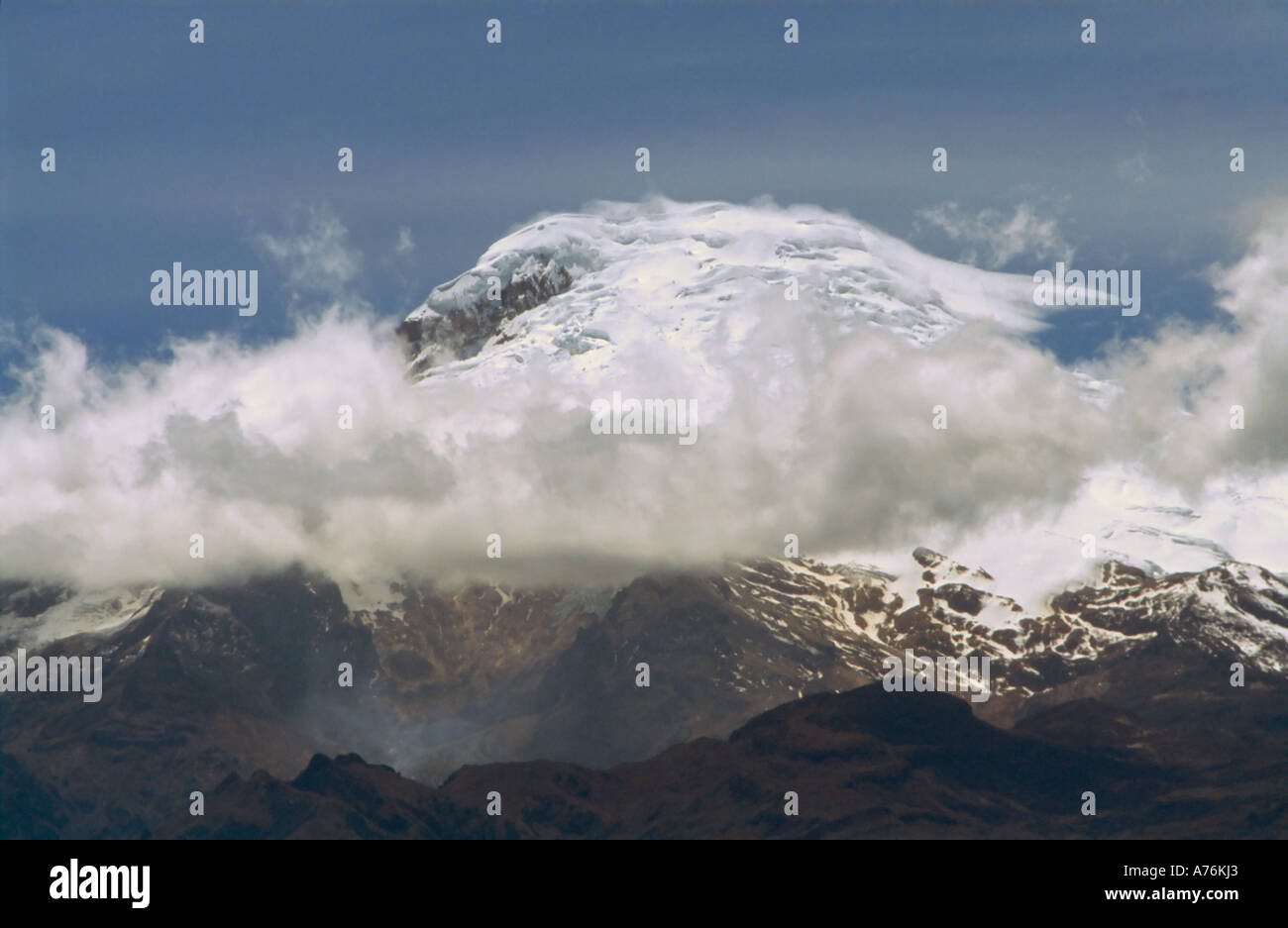 Snow capped peaks of the Andes mountain range near Huaraz in Peru Stock ...