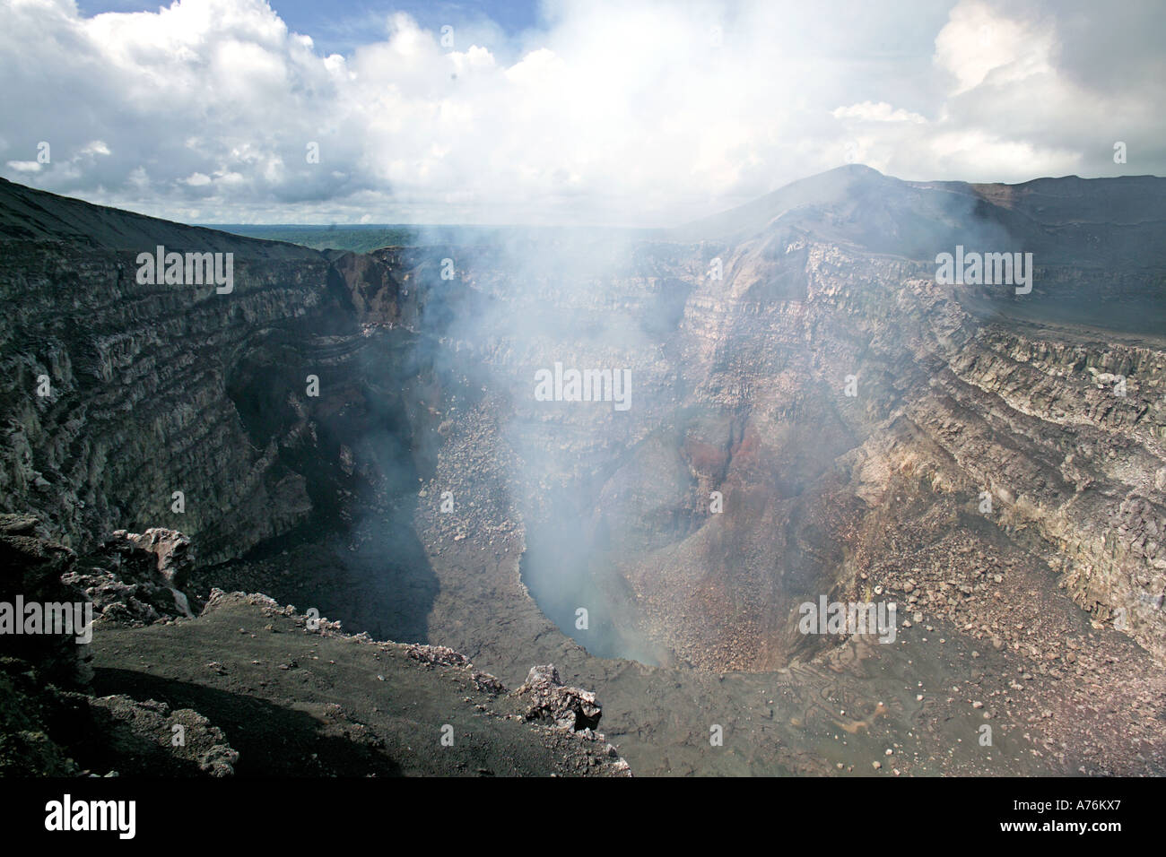 Masaya active volcano smoke hi-res stock photography and images - Alamy