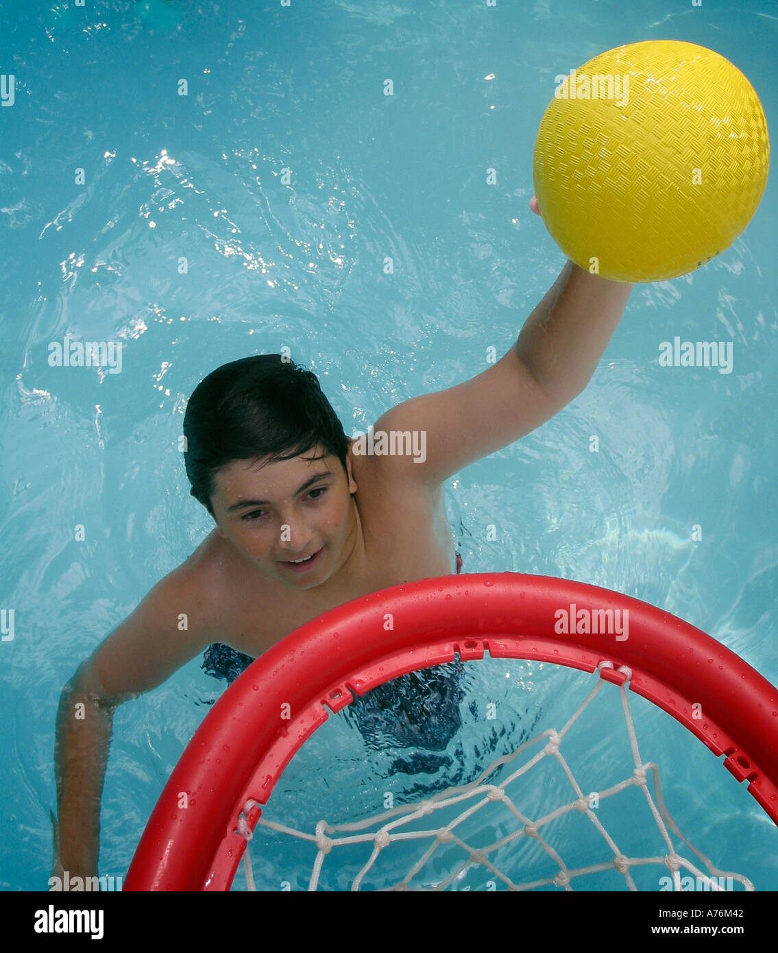 Backyard basketball hoop hi-res stock photography and images - Alamy