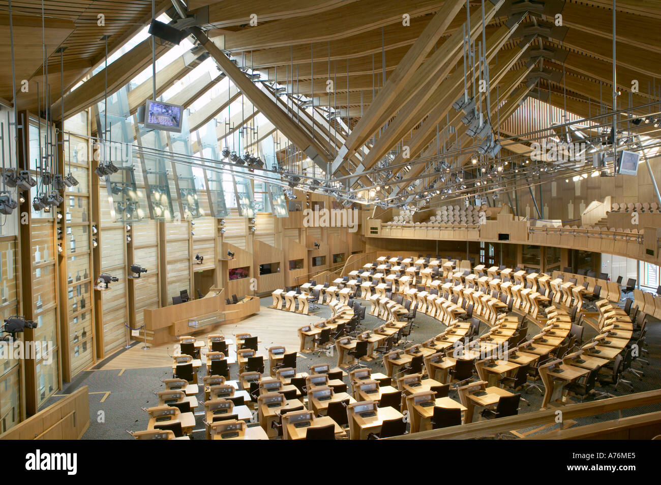 Holyrood chamber hi-res stock photography and images - Alamy