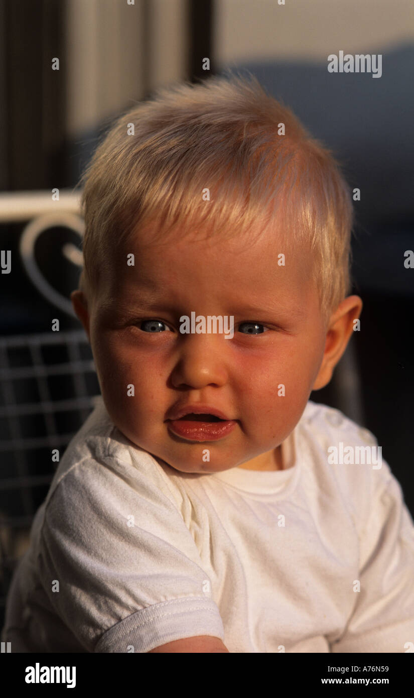 Kind Child 7 8 Months Monate Stock Photo - Alamy