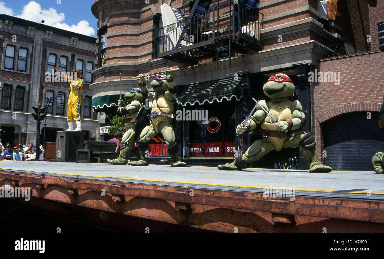 Mutant Hero turtles show at the MGM studio plot in the Disney theme ...