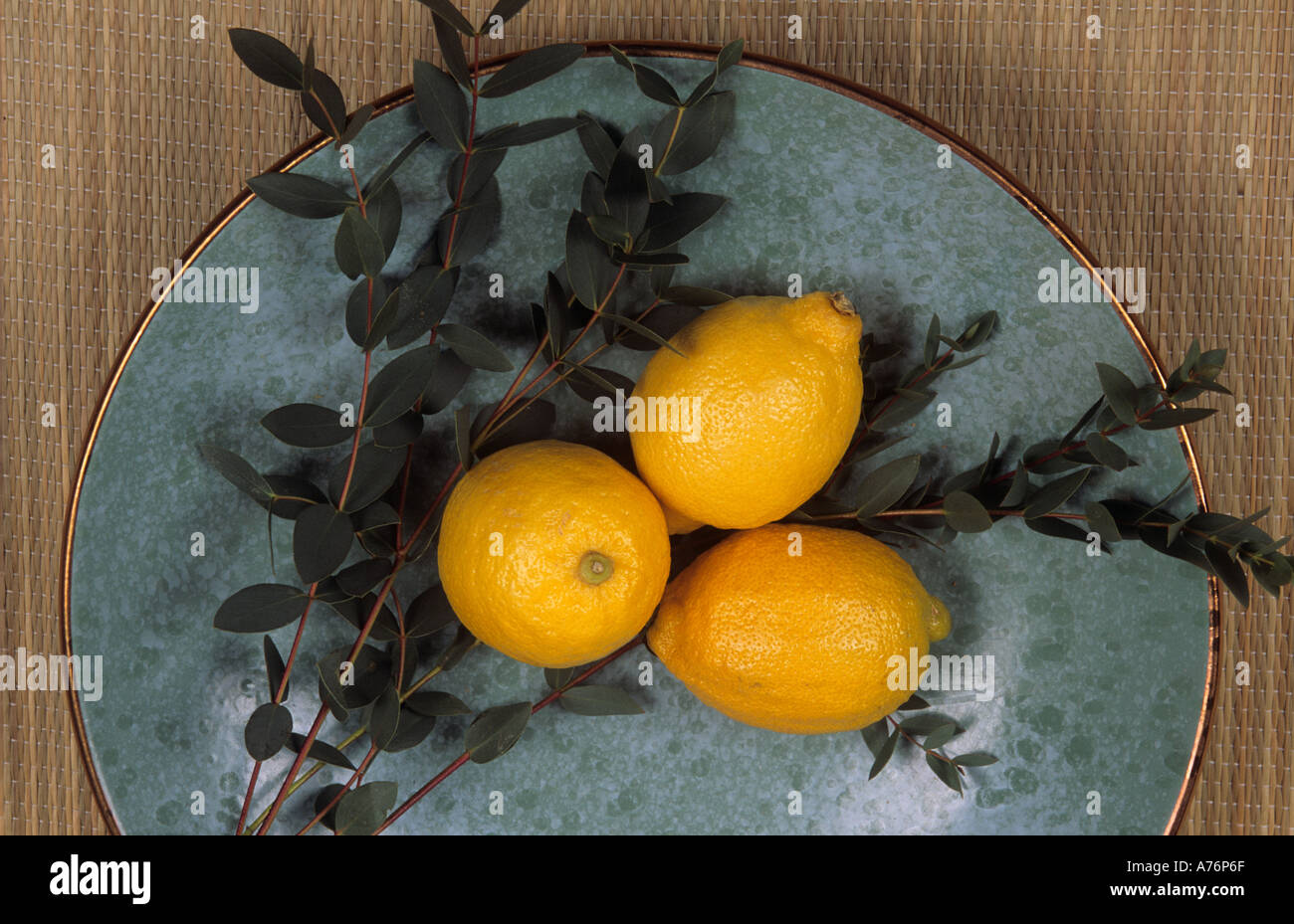 Zitrone teller hi-res stock photography and images - Alamy