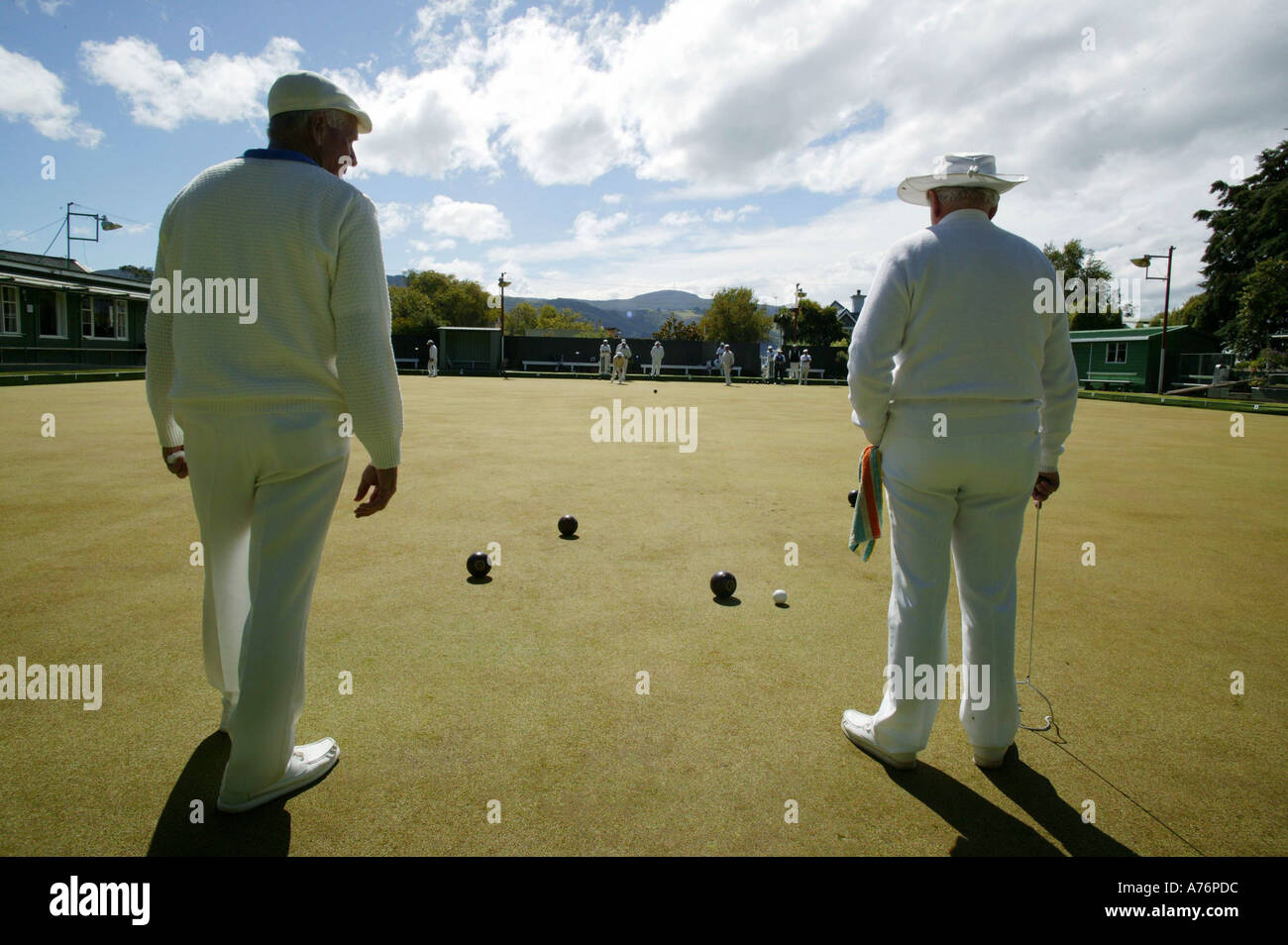 LAWN BOWLS MACANDREW BAY BOWLING CLUB NEW ZEALAND 18 FEB 2004 Stock ...