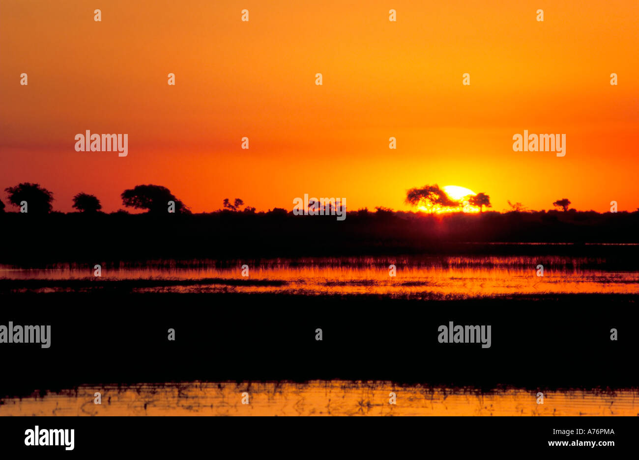 African sunset colors hi-res stock photography and images - Alamy