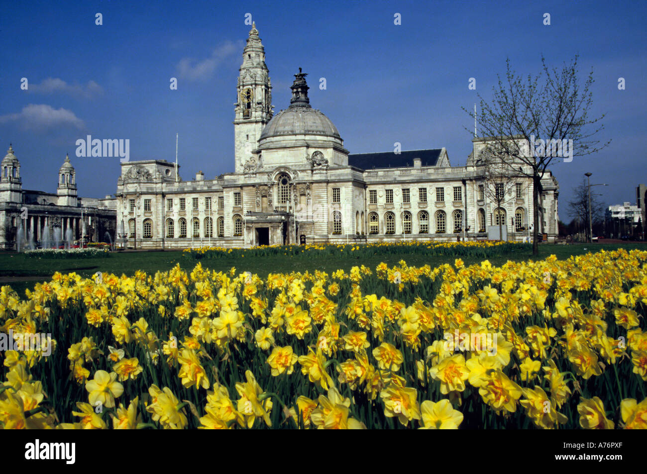 Cardiff civic centre center hi-res stock photography and images - Alamy