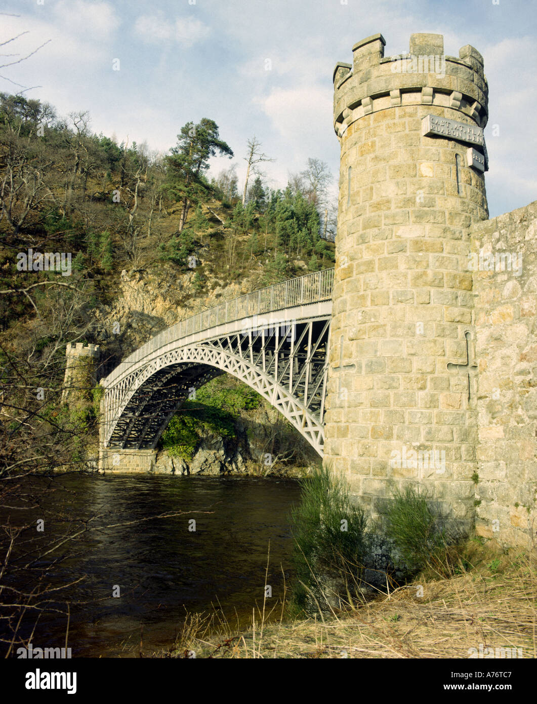 Craigellachie bridge over river spey hi-res stock photography and ...