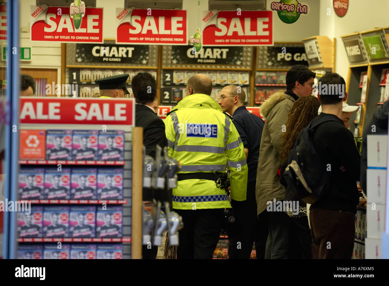 Shoplifting is not worth hi-res stock photography and images - Alamy