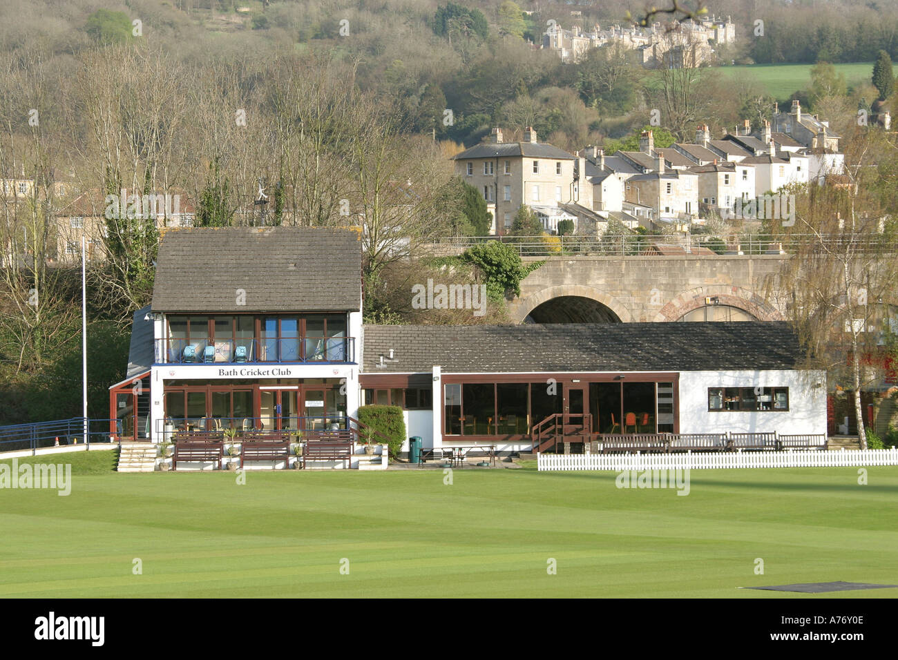 English cricket clubhouse hi-res stock photography and images - Alamy