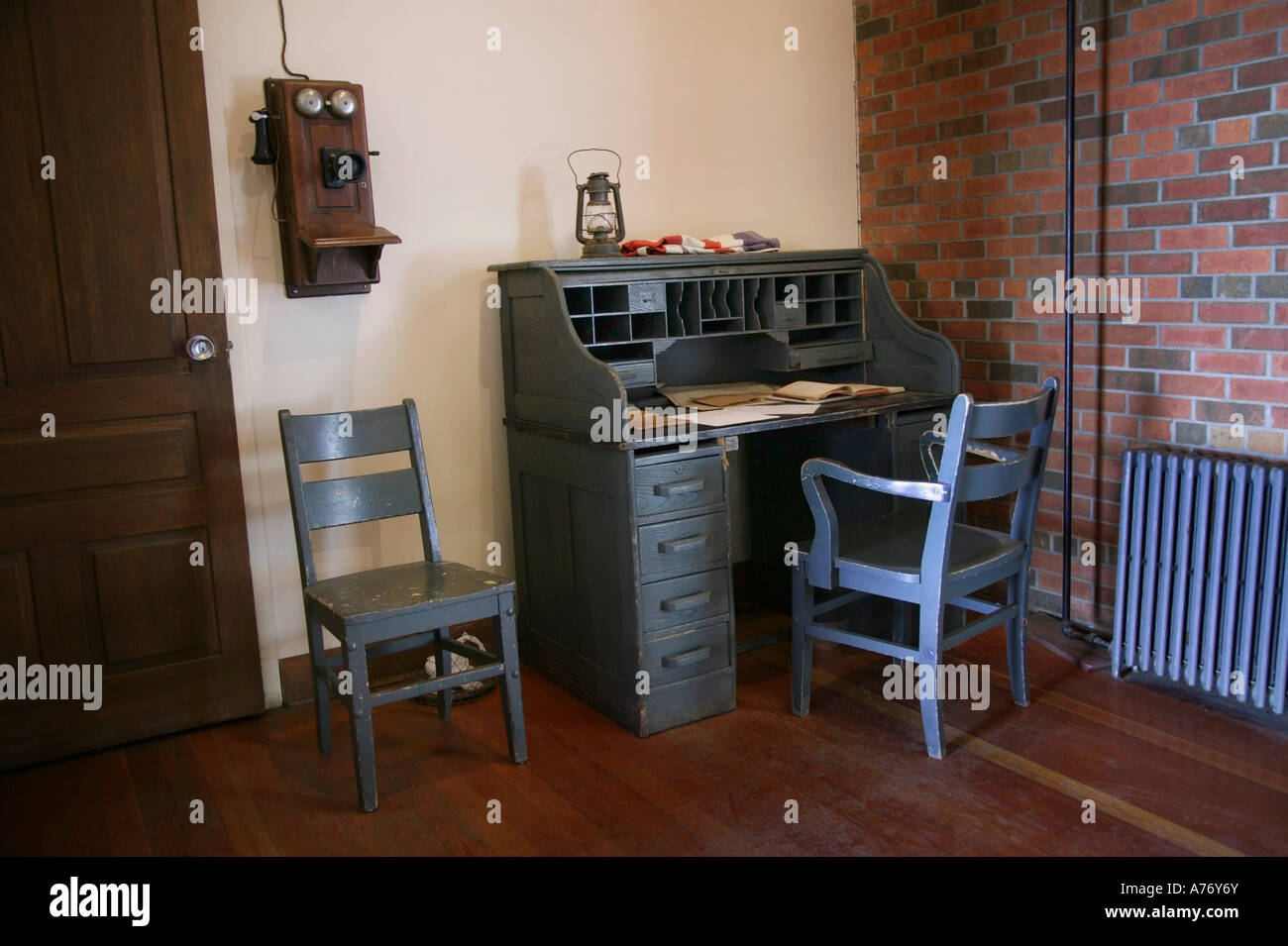 Old fashioned office Stock Photo - Alamy