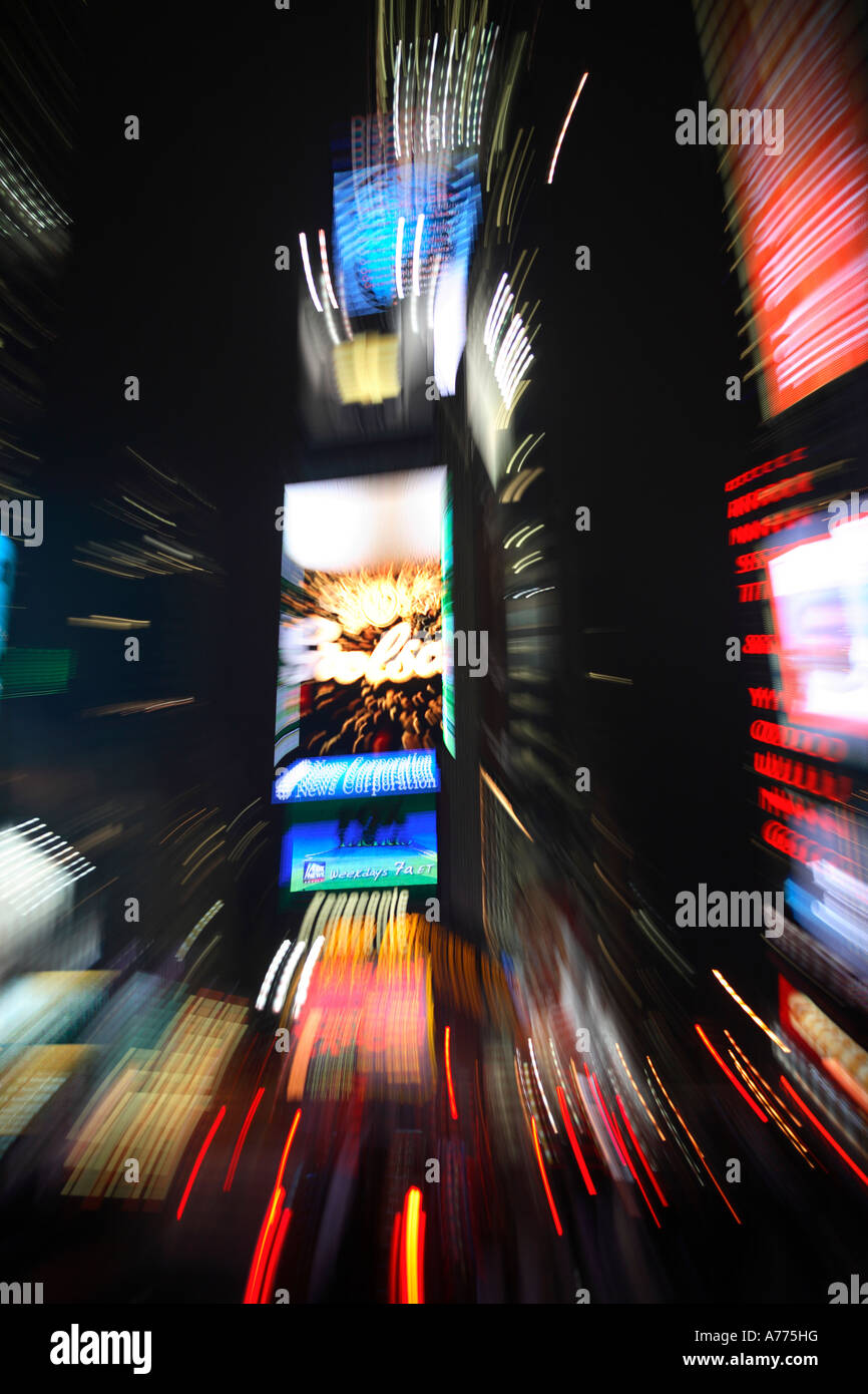 Portrait of times square hi-res stock photography and images - Alamy