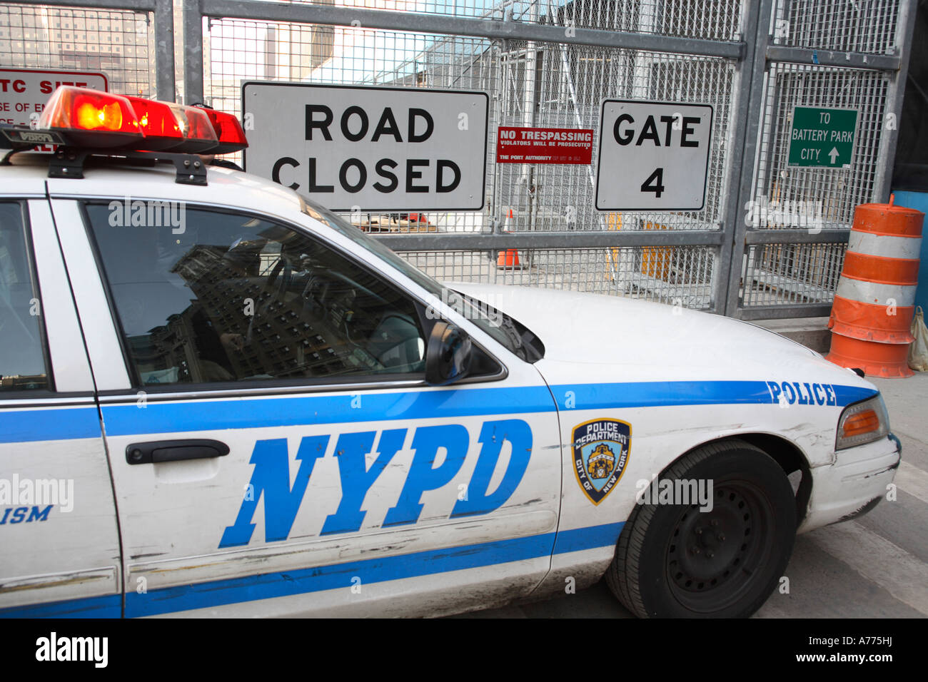 nypd police car blocking entrance to wtc building site. manhattan, new ...