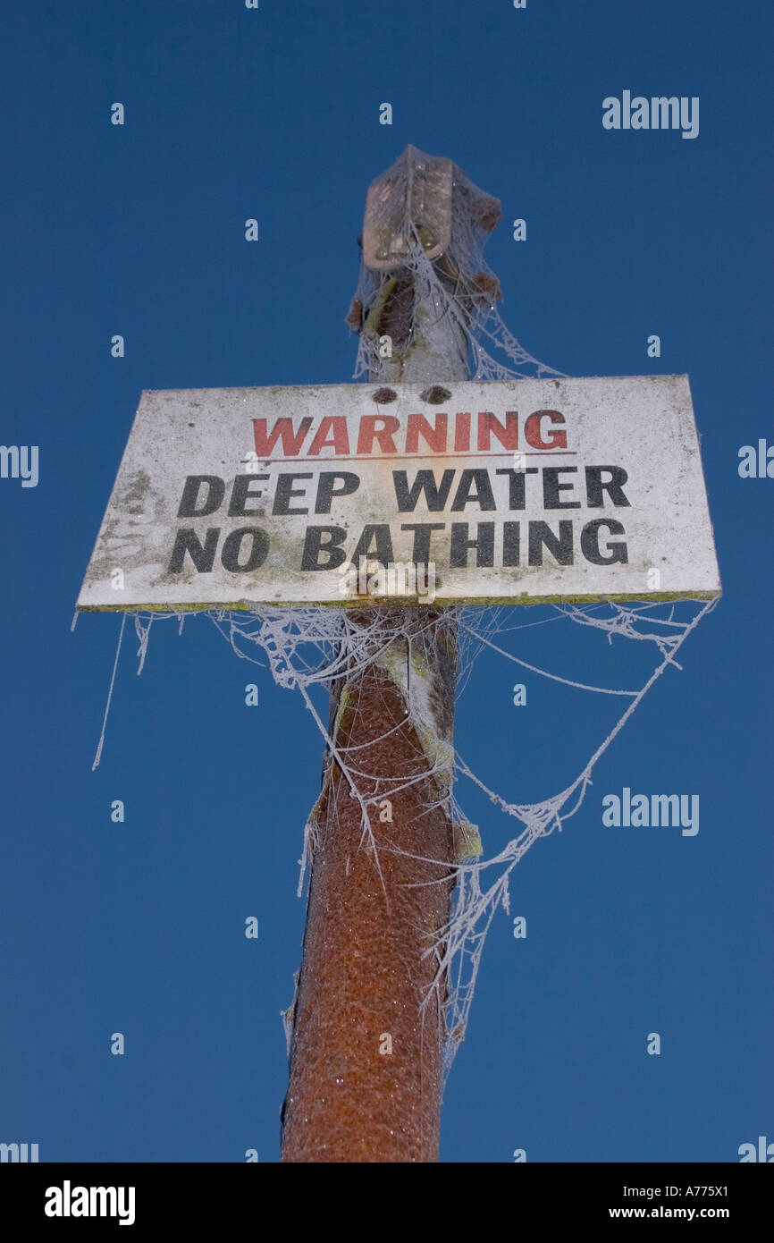Deep water warning sign Stock Photo - Alamy