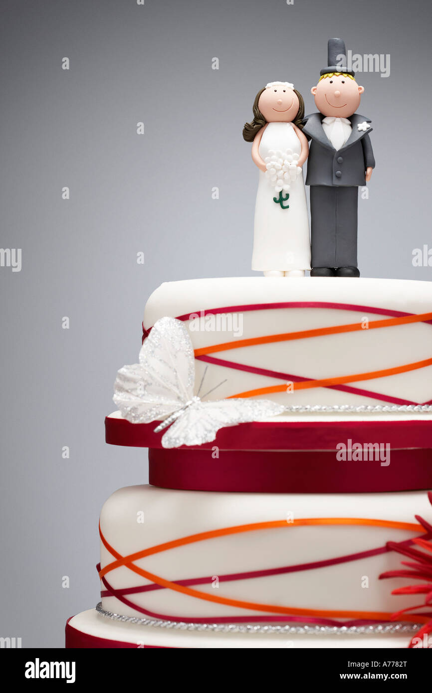 Funny wedding cake hi-res stock photography and images - Alamy