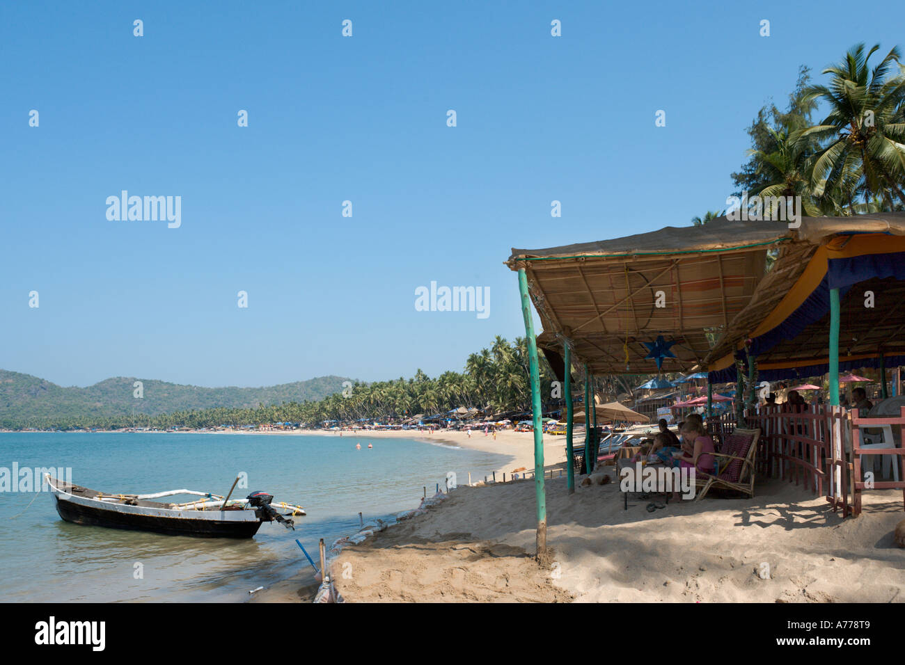 Beach Shack (local beach bar) on Palolem Beach, South Goa, Goa, India ...
