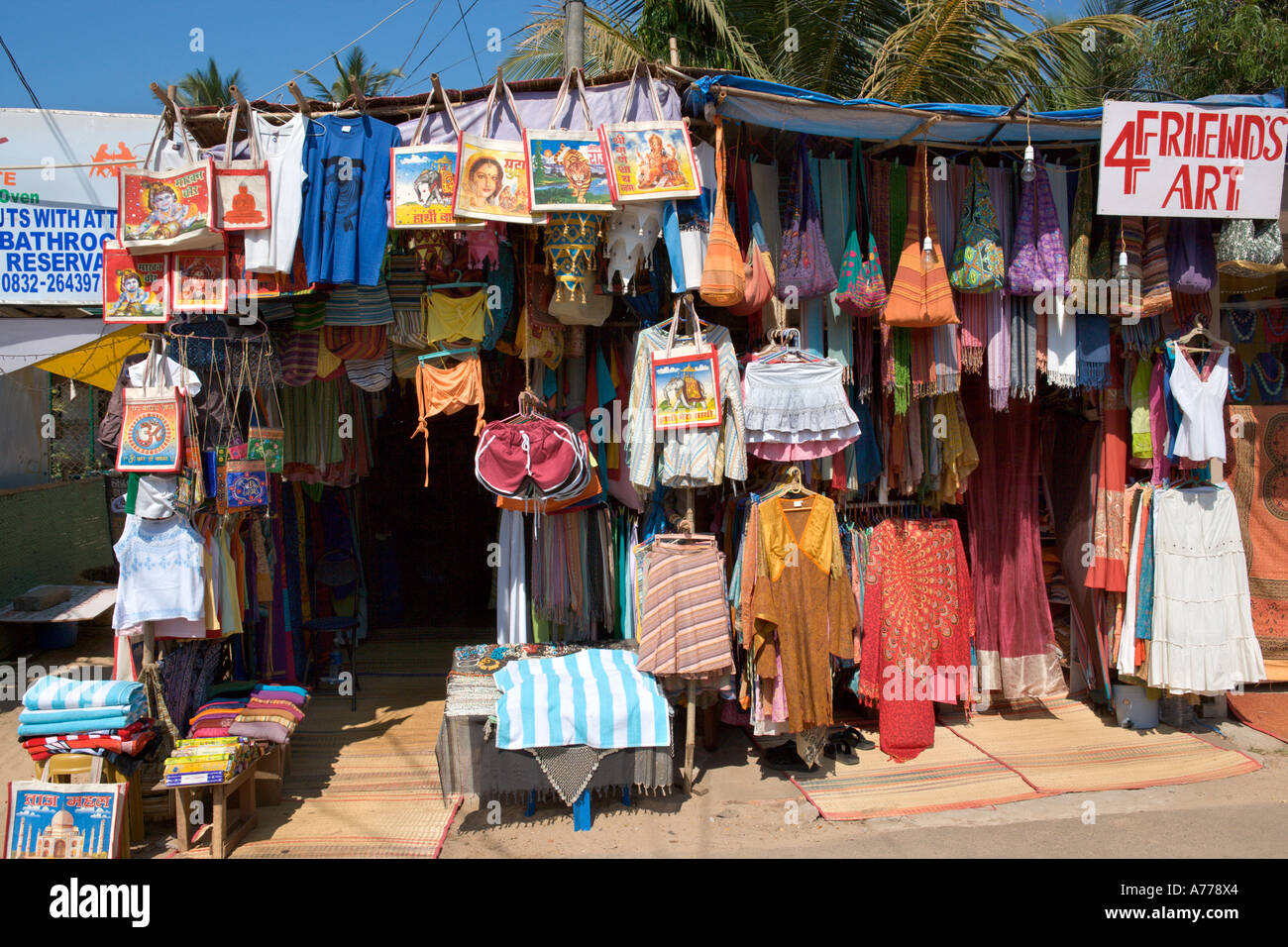 Market towns india hi-res stock photography and images - Alamy