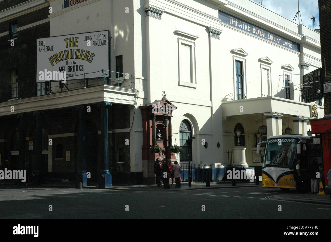 The drury lane theatre hi-res stock photography and images - Alamy