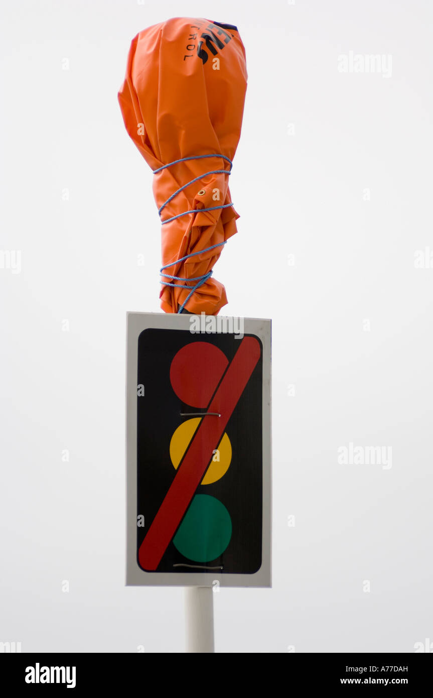 Out of order traffic light Stock Photo - Alamy