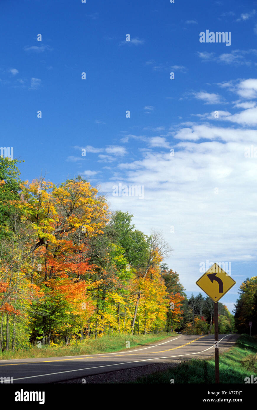 Road signs great northern highway hi-res stock photography and images ...