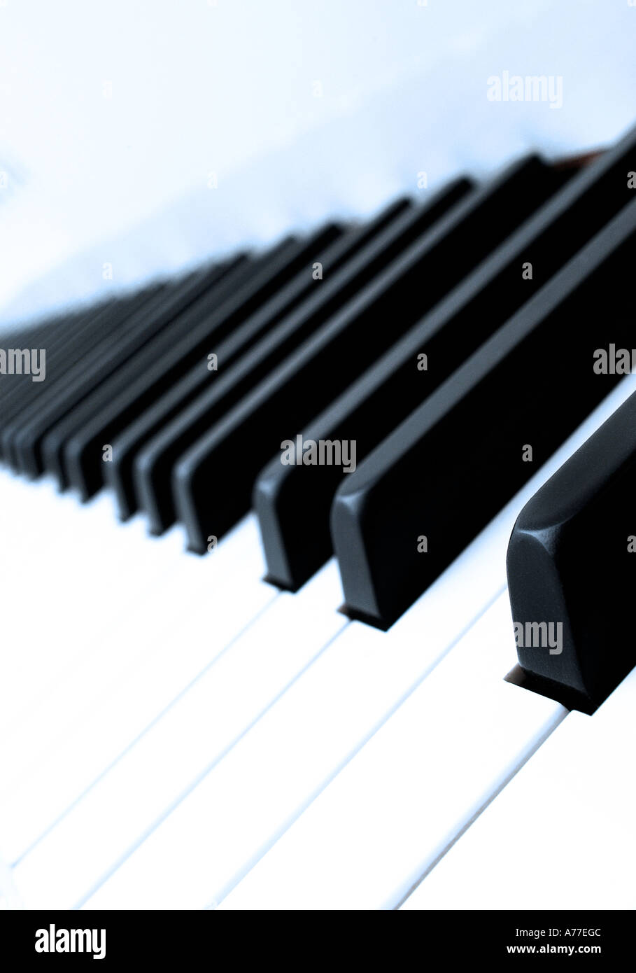 Ivory piano keys hi-res stock photography and images - Alamy