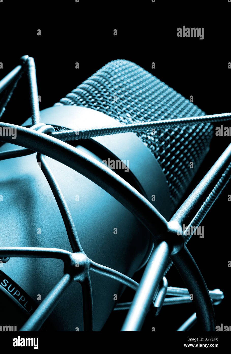 A george neumann microphone hi-res stock photography and images - Alamy