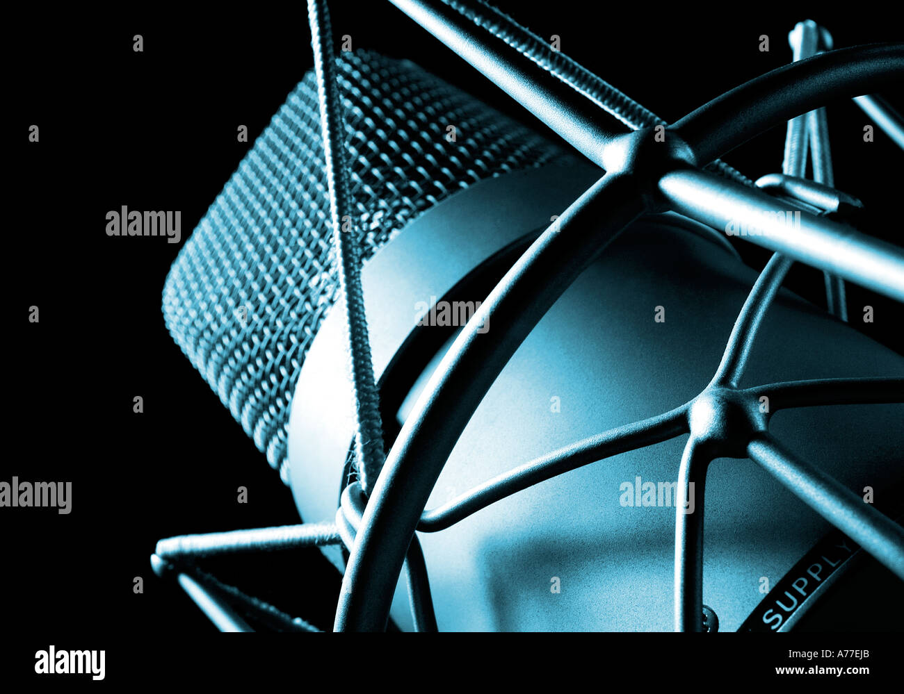 George neumann microphone berlin picture hi-res stock photography and ...