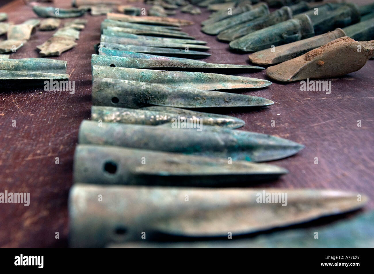 Bronze age artefacts hi-res stock photography and images - Alamy