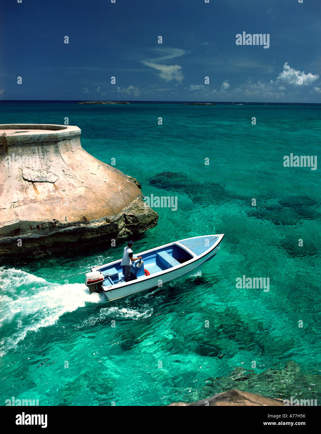 Boating in the Bahamas Stock Photo - Alamy