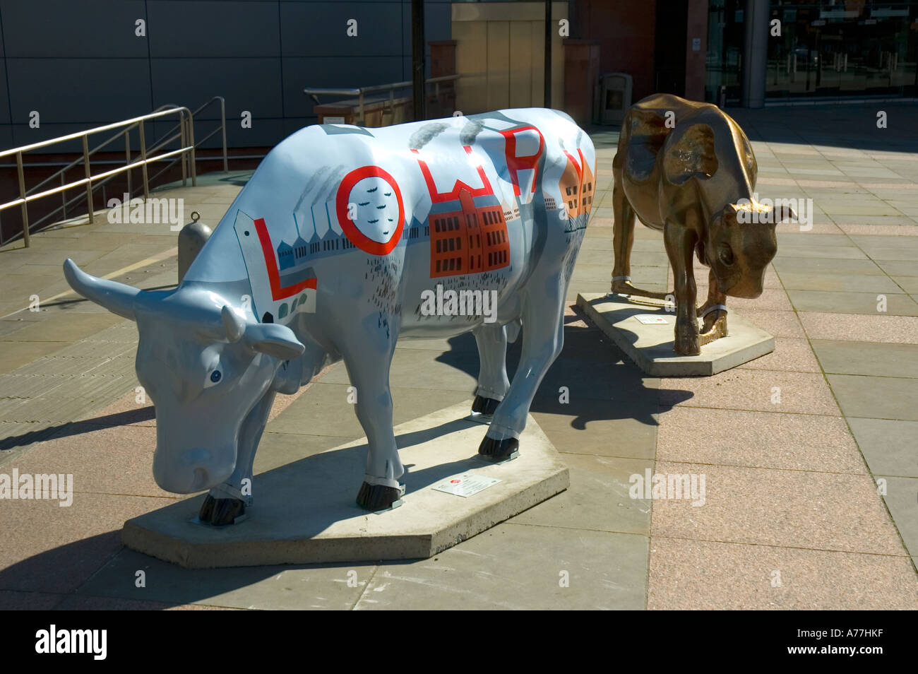 Exhibits of the 2004 Cow Parade, Manchester, England, UK Stock Photo ...