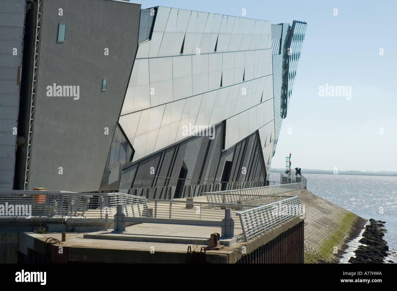 The deep hull terry farrell hi-res stock photography and images - Alamy