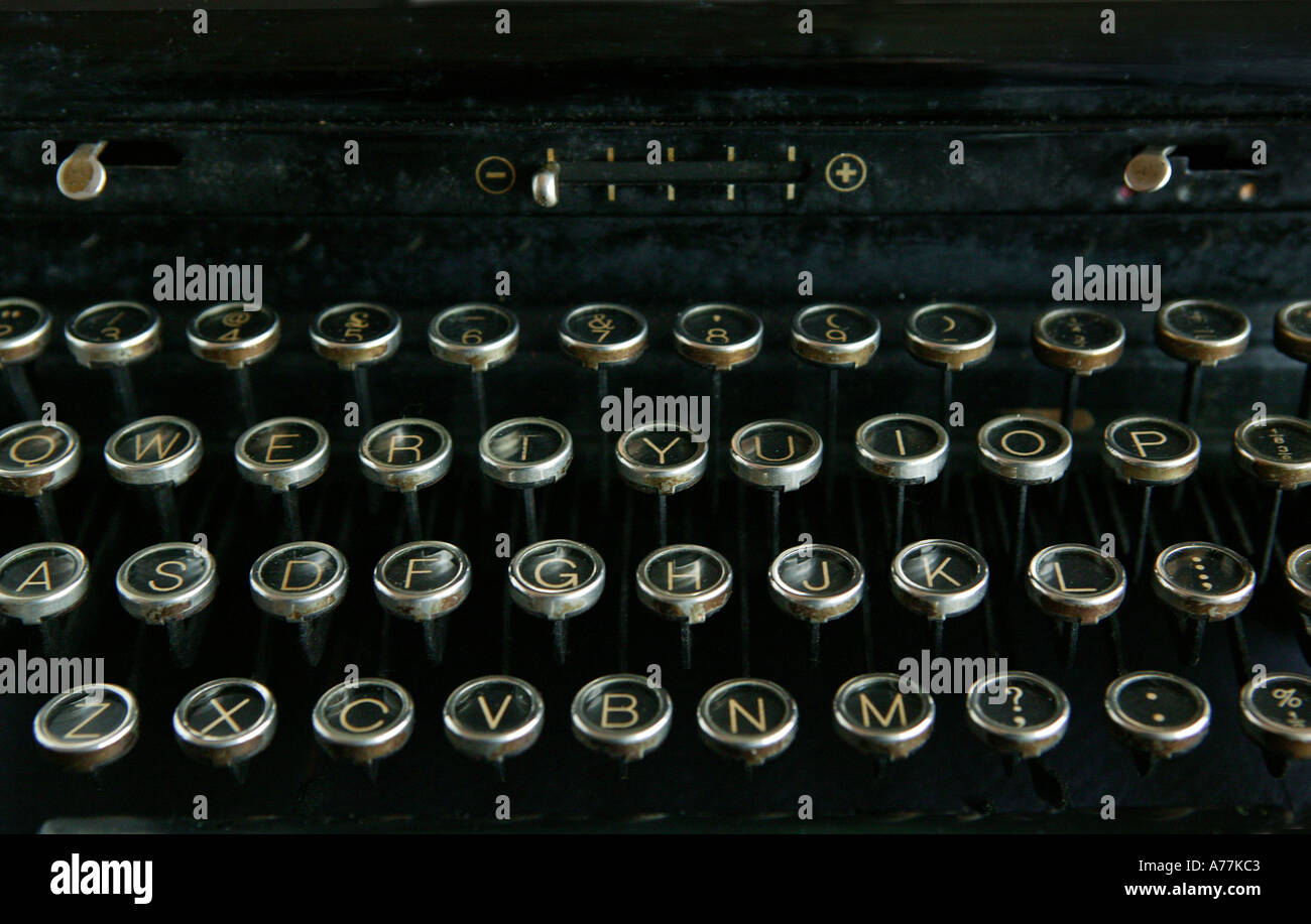 detail of an old historic type writer keyboard Stock Photo - Alamy