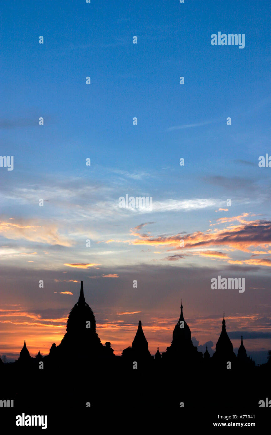 Silhouettes of temples in bagan at sunset hi-res stock photography and ...
