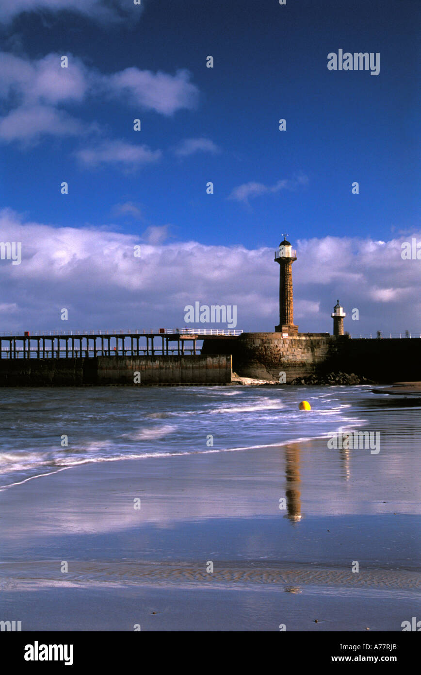 Whitby Sands and West Pier, Whitby, North Yorkshire, England. UK Stock ...